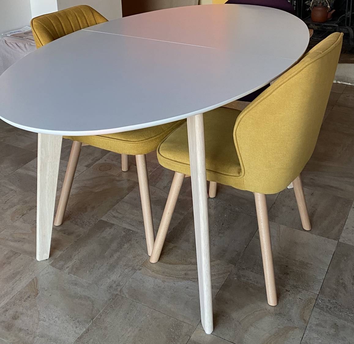 Table à manger extensible ovale blanche et bois clair L150-200 cm LEENA ...