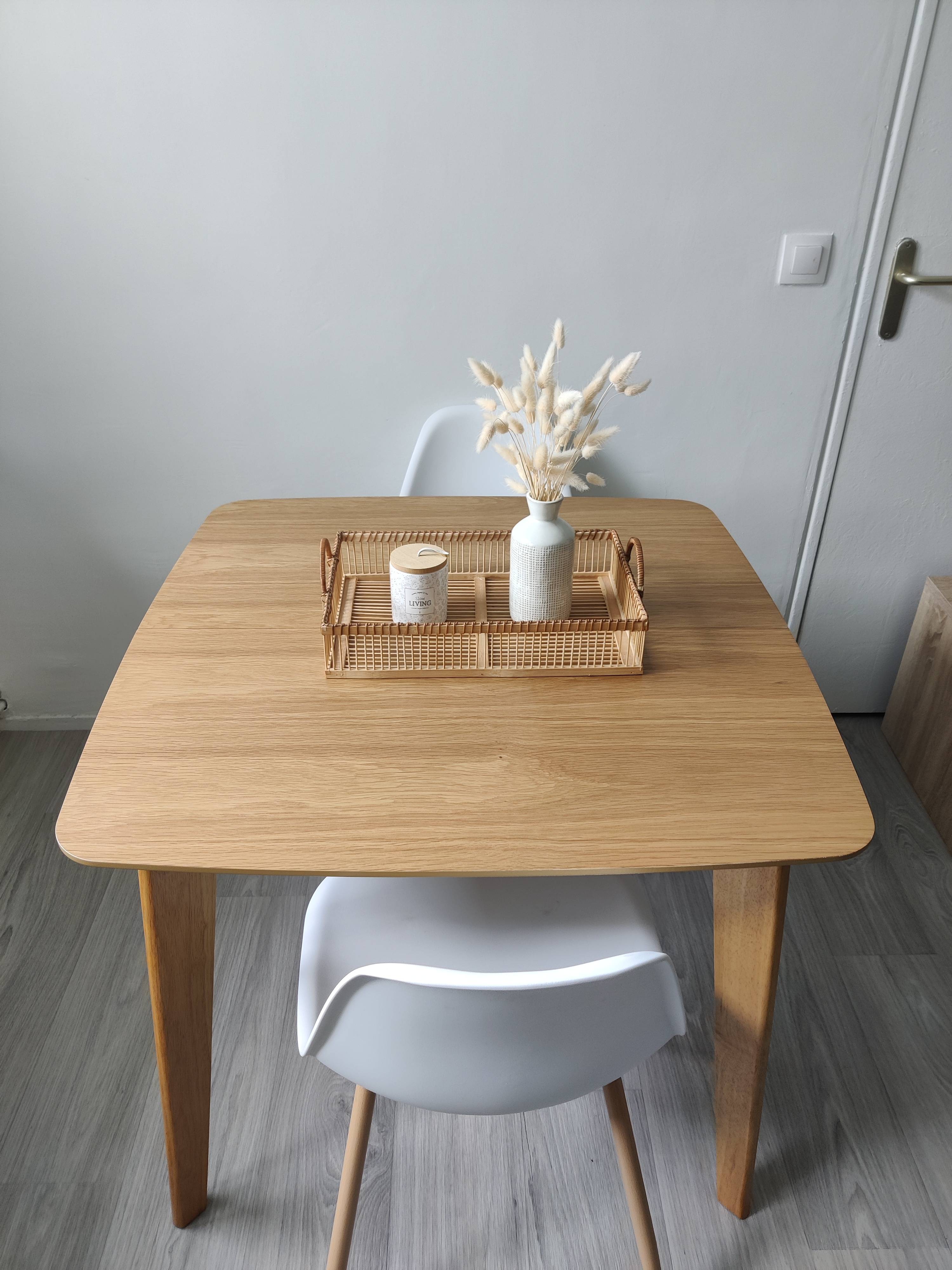 Table à manger extensible scandinave carrée blanche et bois L90-130 cm LEENA - Miliboo